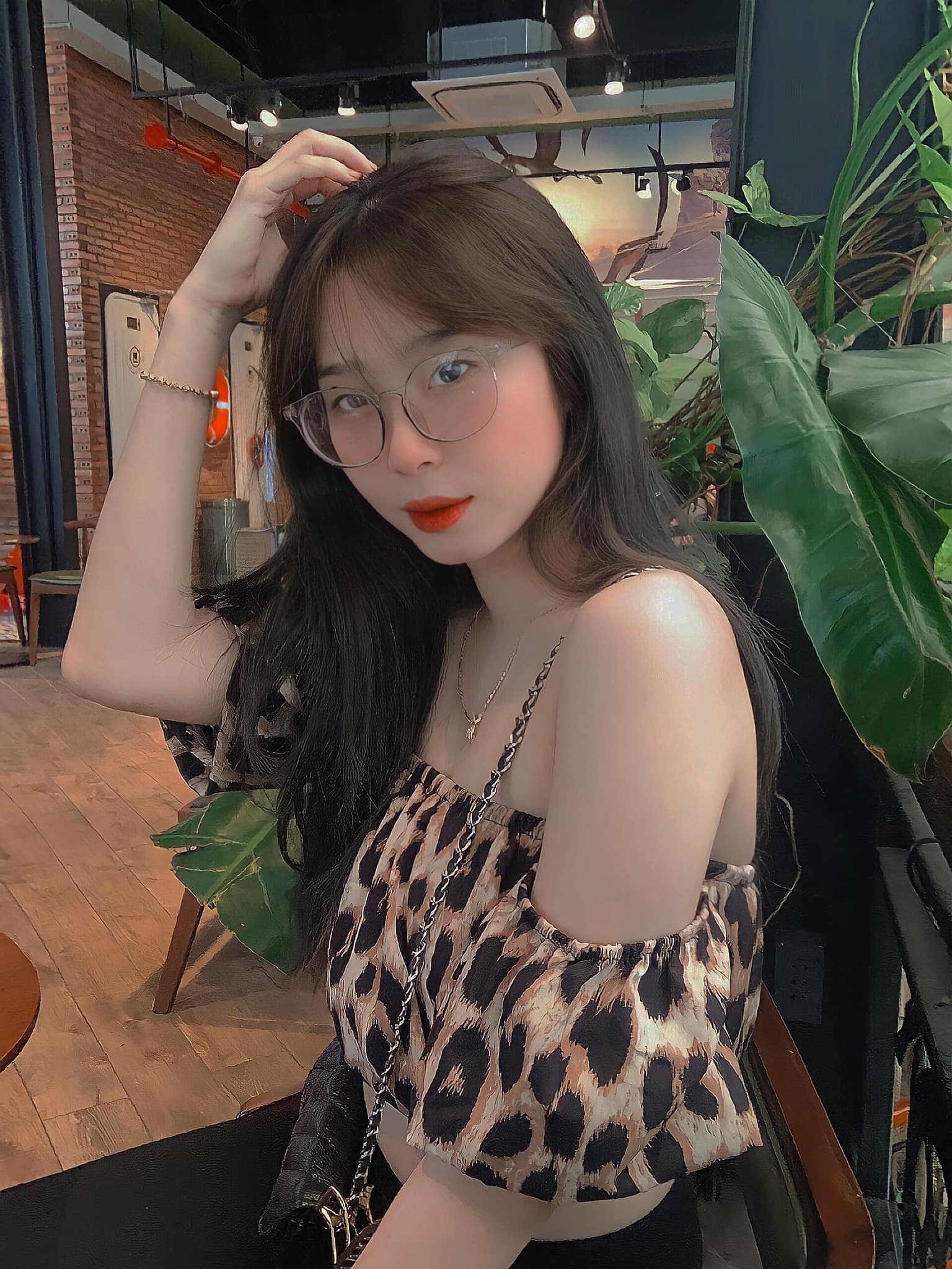 Vy Trần - Girls xinh photo